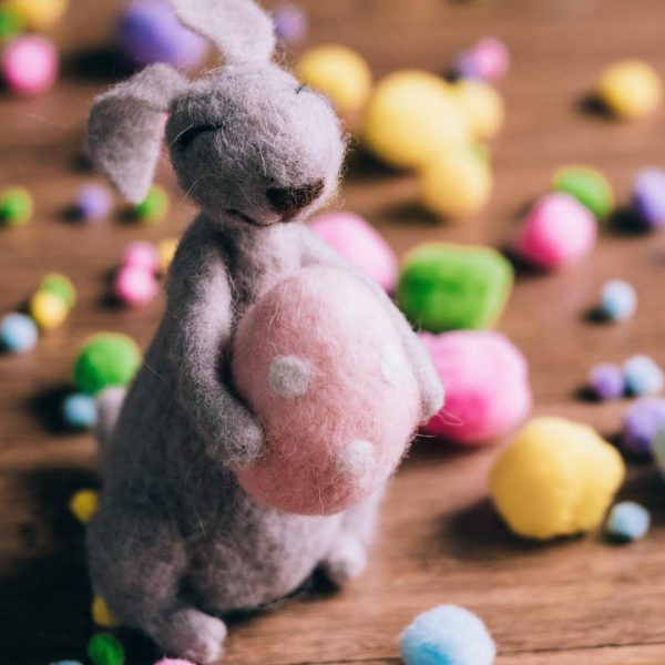 15 Simple Gifts To Put In Your Kids Easter Basket and Easter Eggs 15-simple-gifts-to-put-in-your-kids-easter-basket-and-easter-eggs